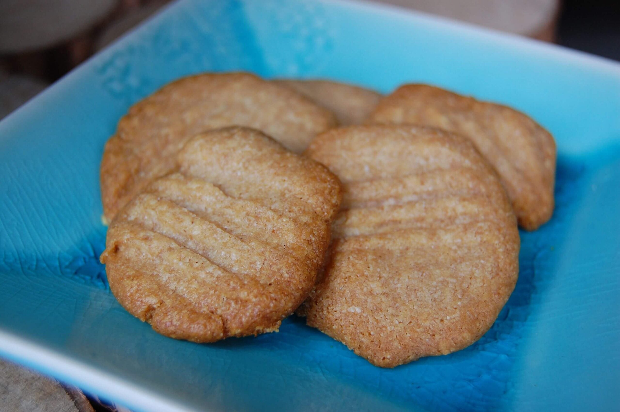 Easy Cheesy Crackers ⋆ 100 Days of Real Food
