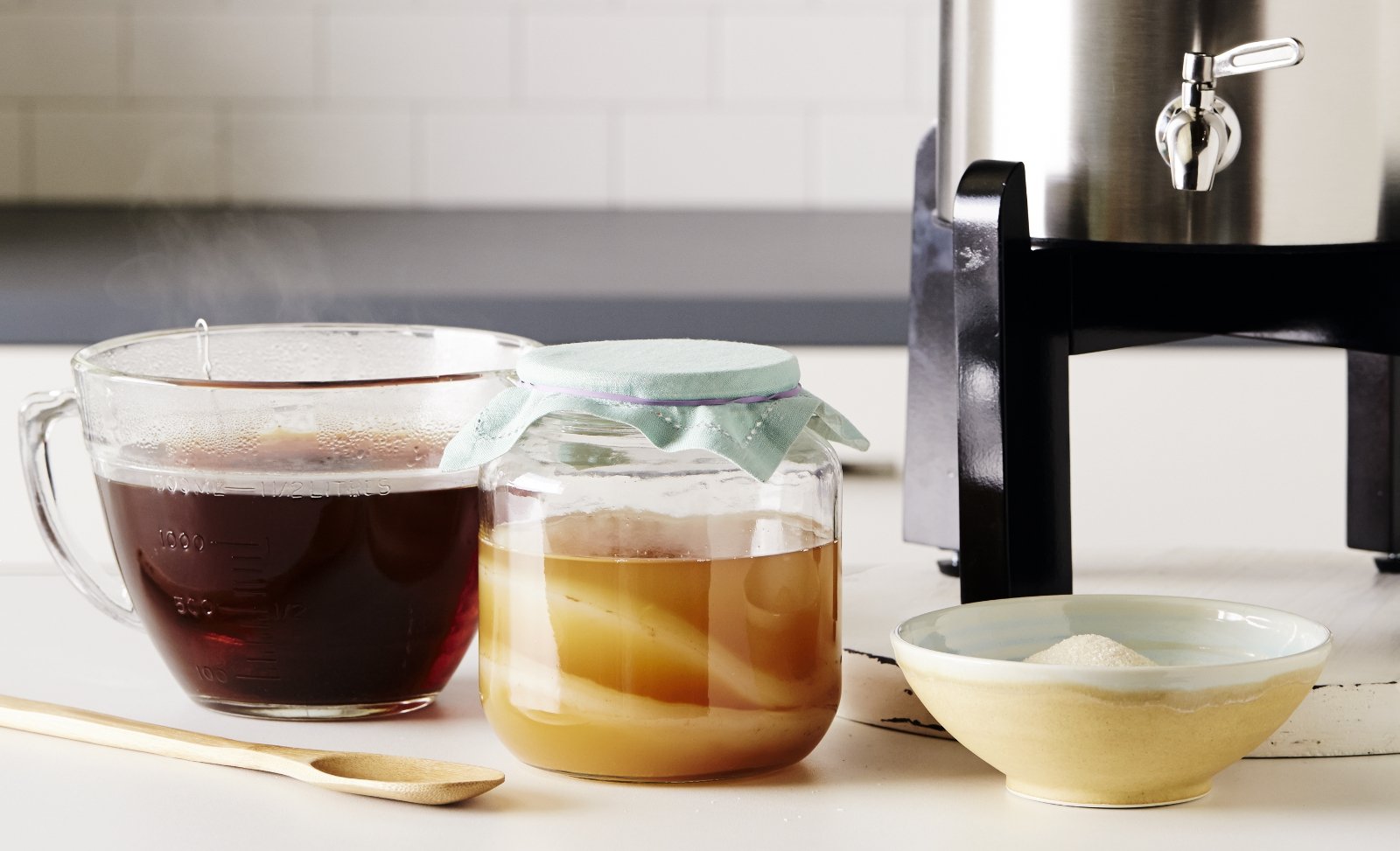 What is Kombucha? (+ save $ making it at home!) ⋆ 100 Days of Real Food